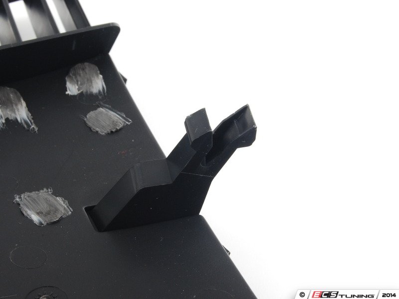 Genuine Volkswagen Audi - 4B0807681D3FZ - Fog Light Grille - Satin ...