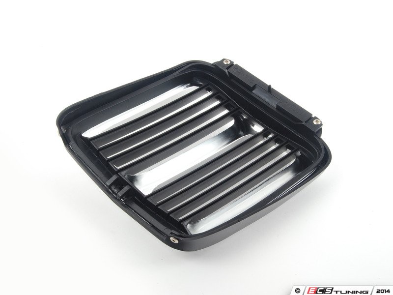 Genuine BMW - 51131872047 - Center Grille (51-13-1-872-047)
