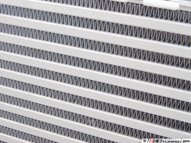 Genuine BMW - 17517618809 - Intercooler (17-51-7-618-809)