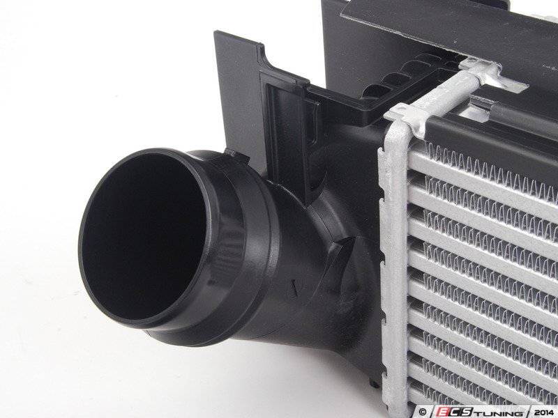 Genuine BMW - 17517600531 - Intercooler (17-51-7-600-531)