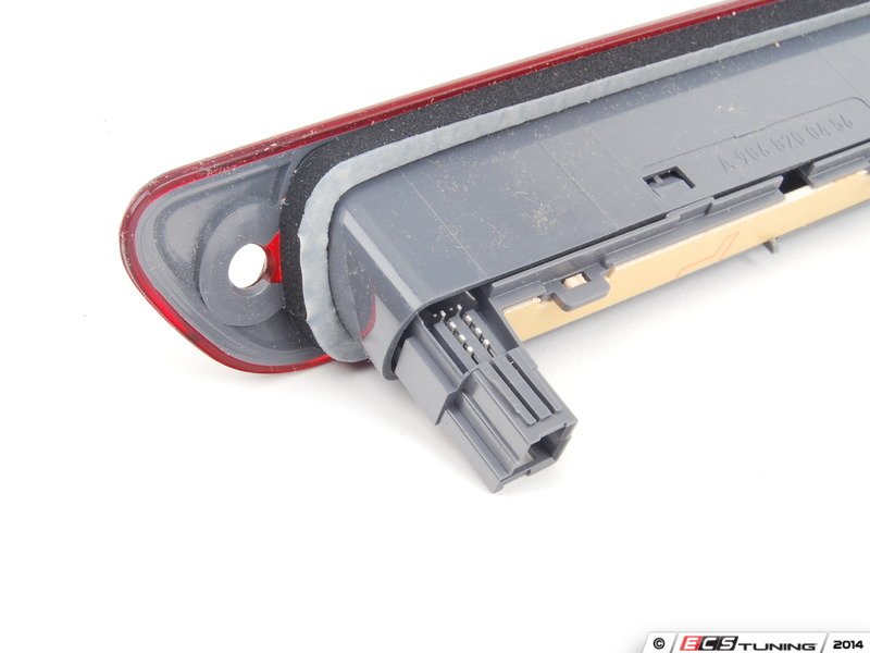 Genuine Mercedes Benz - 9068200456 - STOP LAMP