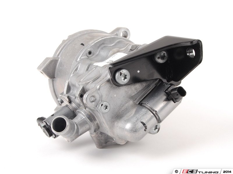 Genuine BMW - 32416776186 - Power steering pump -lFR 540 (32-41-6-776-186)