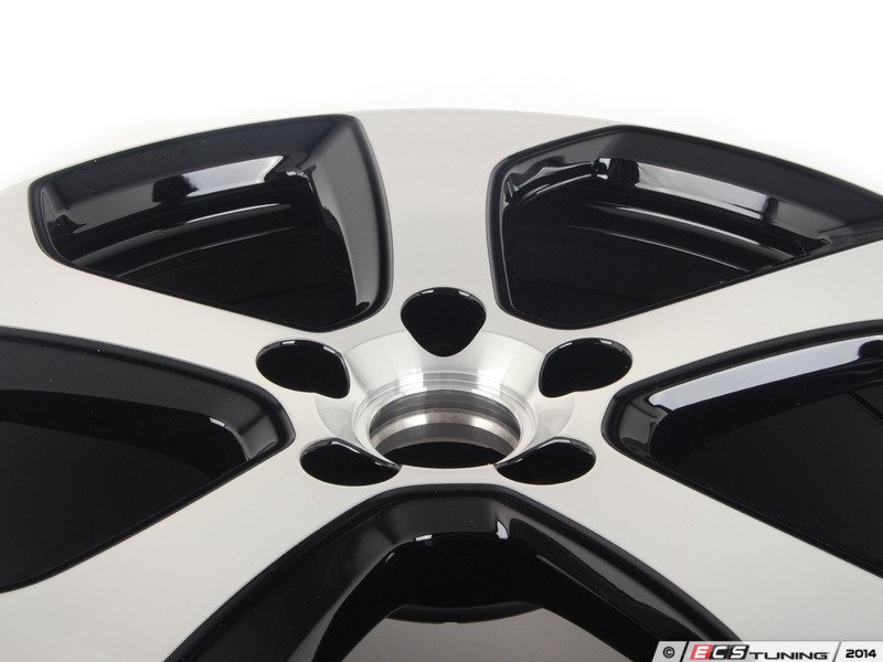 Genuine European Volkswagen Audi - 5G0601025ASFZZ - 18x7.5 Austin Wheel ...