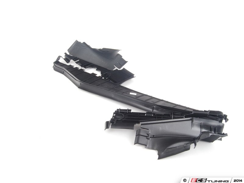 Genuine Mercedes Benz - 2125051430 - AIR BAFFLE