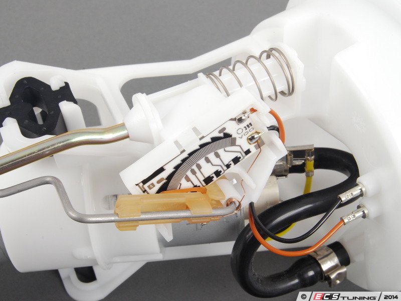 Genuine European BMW - 16142228038 - S50B32 Fuel Pump (16-14-2-228-038)