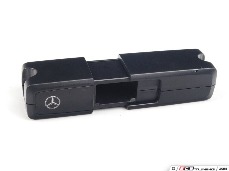 Genuine Mercedes Benz - 0008103300 - BRACKET