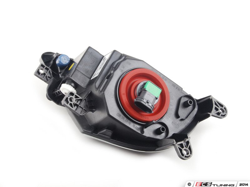 Genuine Volkswagen Audi - 7P6941700H - Fog light - right (7P6 941 700 H)