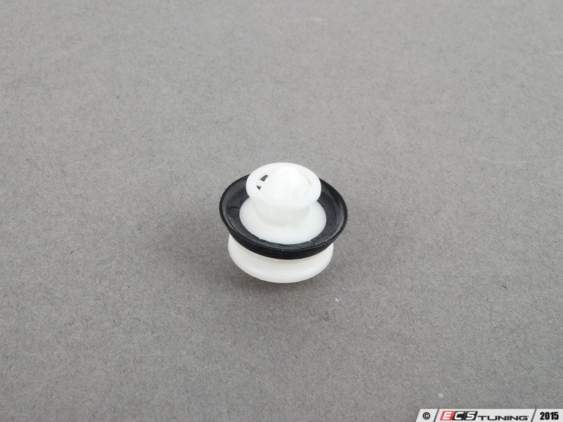 Genuine Volkswagen Audi - 8Z0868243 - CLIP (8Z0 868 243)