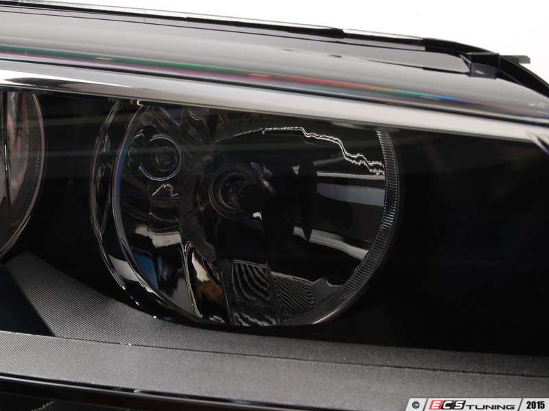 Genuine European Volkswagen Audi - 5C7941006A - Headlight - right - (NO ...