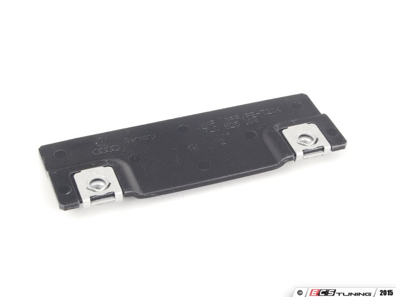 Genuine Volkswagen Audi - 7L0825199 - Rear belly pan securing tab (7L0 ...