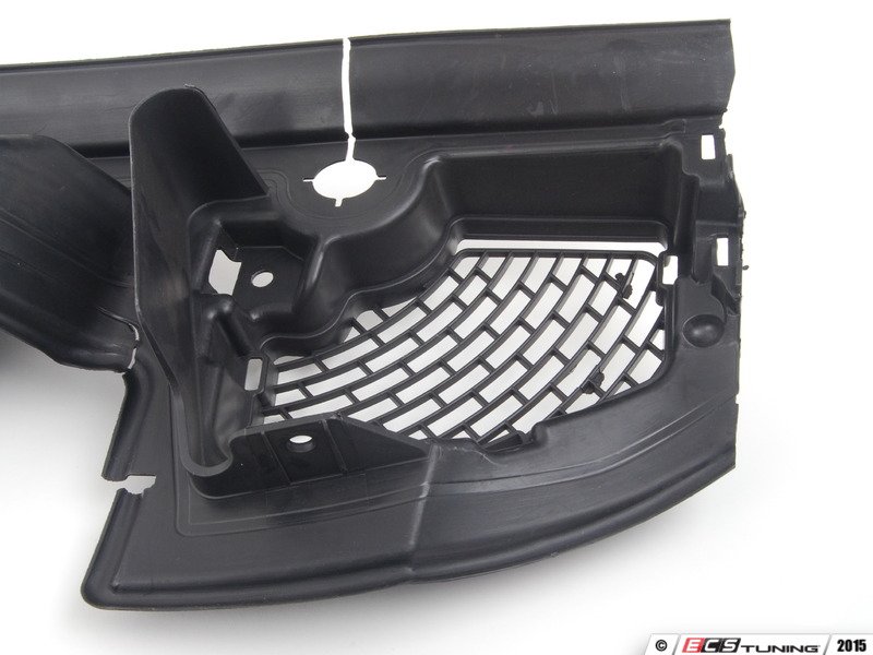 Genuine BMW - 51747166930 - Lower bumper air duct (51-74-7-166-930)