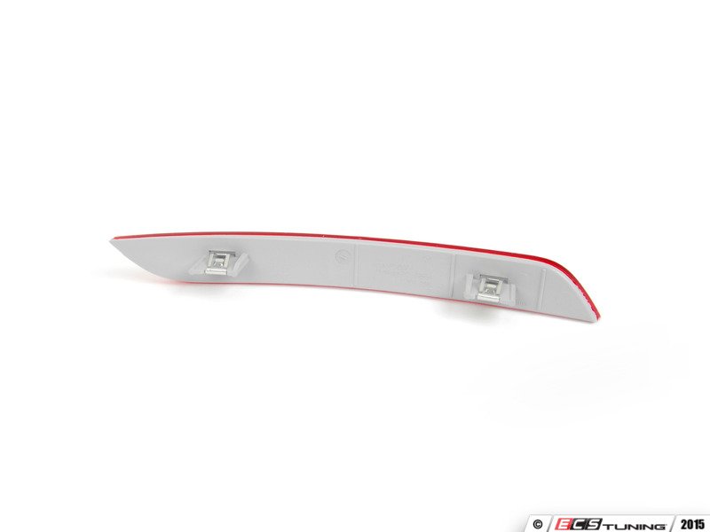 Genuine BMW - 63147203238 - Rear reflector - right (63-14-7-203-238)