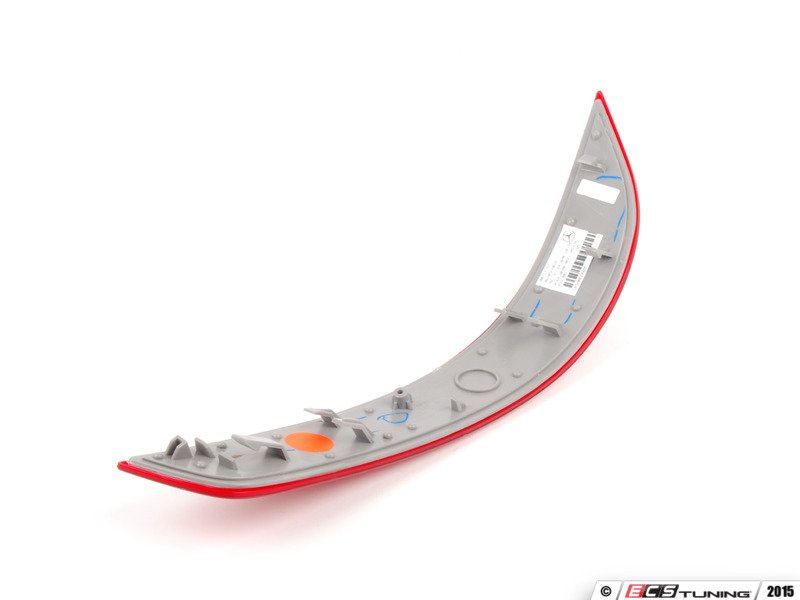 Genuine Mercedes Benz - 1648201074 - REAR REFLECT