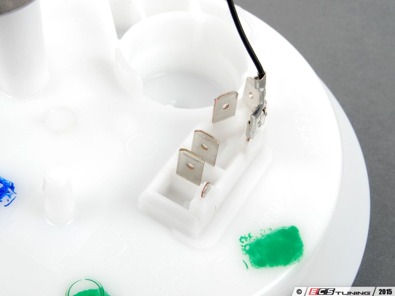 Genuine Volkswagen Audi - 7L8919679C - Fuel pump flange with pressure ...