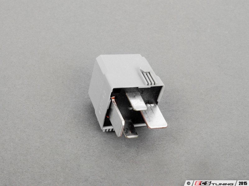 Genuine Mercedes Benz - 1645402672 - BRACKET