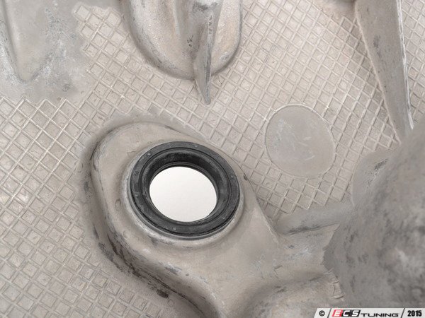 Genuine BMW - 11127548274 - Valve Cover (11-12-7-548-274)