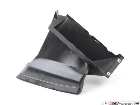 Genuine BMW - 51748046620 - Air duct, right (51-74-8-046-620)