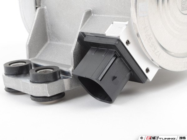 Genuine BMW - 11518635090 - Water Pump (11-51-8-635-090)