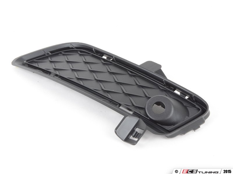 Genuine BMW - 51117249596 - CLOSED GRID, RIGHT (51-11-7-249-596)