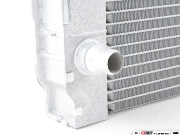 Genuine BMW - 17118615426 - Radiator (17-11-8-615-426)