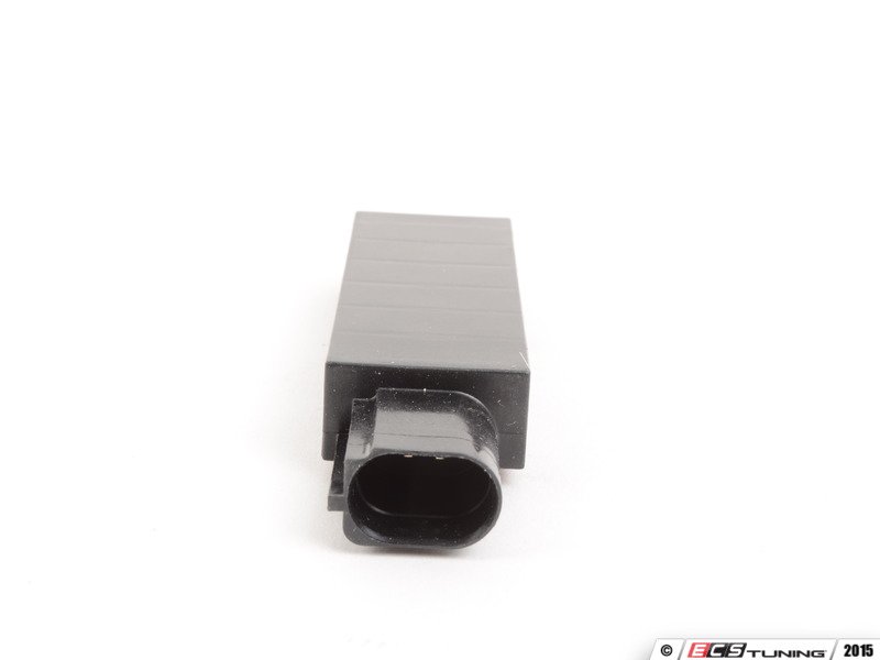 Genuine Volkswagen Audi - 5K0962131 - ANTENNA (5K0 962 131)