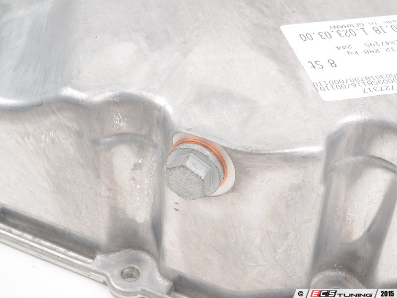 Genuine Mercedes Benz - 1370100128 - Engine Oil Pan