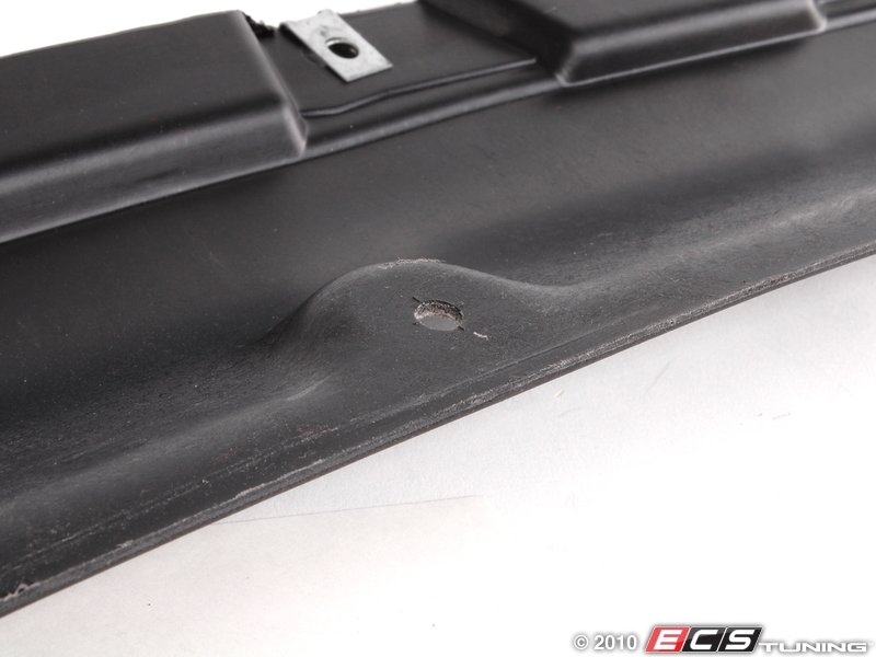 Genuine Volkswagen Audi - 1J5805301 - Front Bumper Retainer (1J5 805 301)