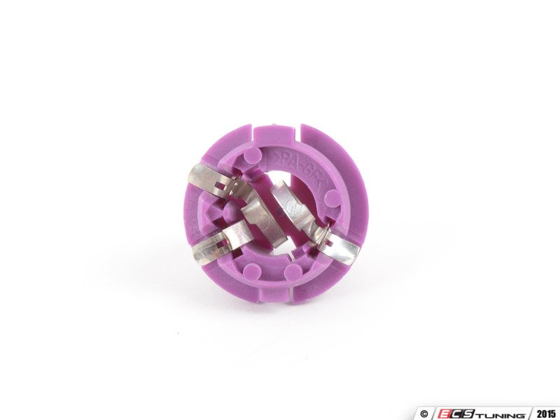 Genuine Mercedes Benz - 2108260282 - LAMP SOCKET