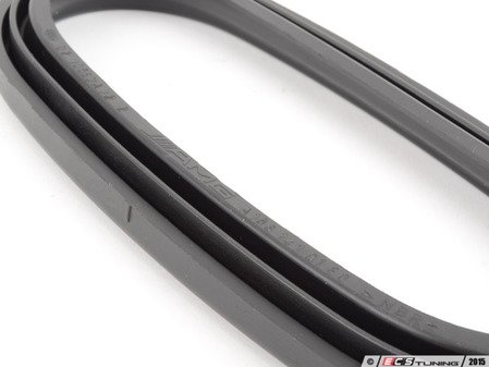 Genuine Mercedes Benz - 1561410180 - GASKET