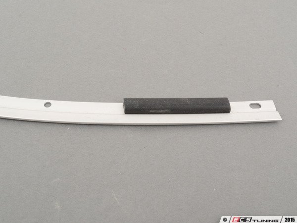 Genuine Porsche - 99356252302 - SIDE WINDOW RETAINER