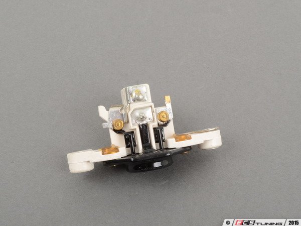 Bosch - 0021545806 - Voltage Regulator