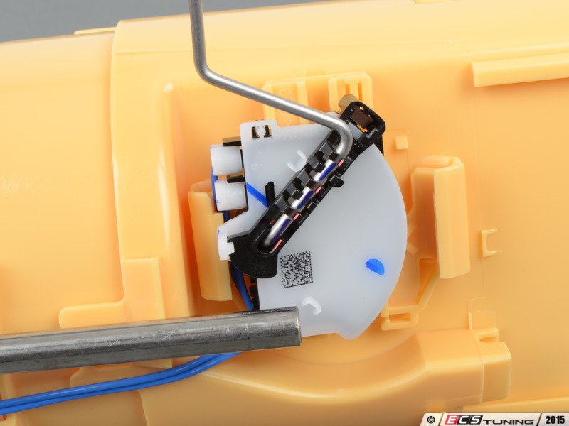 Genuine BMW - 16117195471 - In-Tank Fuel Pump (16-11-7-195-471)