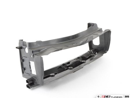 Genuine BMW - 51747290605 - Radiator air duct (51-74-7-290-605)