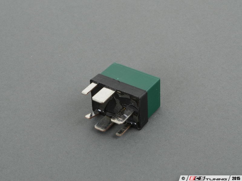 Genuine Mercedes Benz - 0025421819 - RELAY