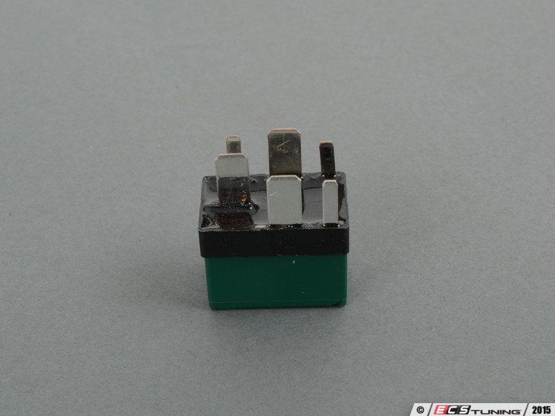 Genuine Mercedes Benz - 0025421819 - RELAY