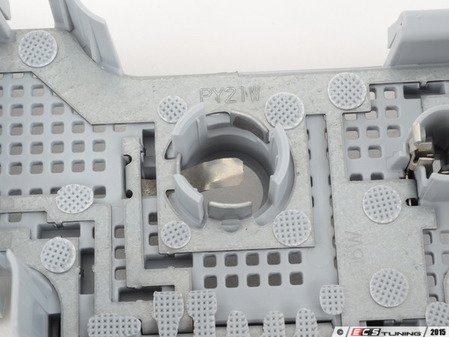 Genuine Mercedes Benz - 2048201477 - LAMP SUPPORT