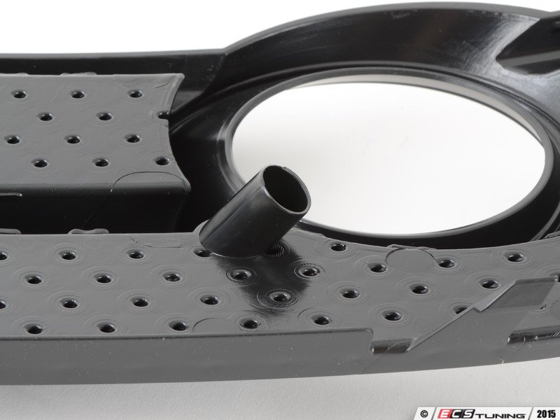 Genuine Volkswagen Audi - 8U0807682ASP9 - Fog Light Grille - Right (8U0 ...