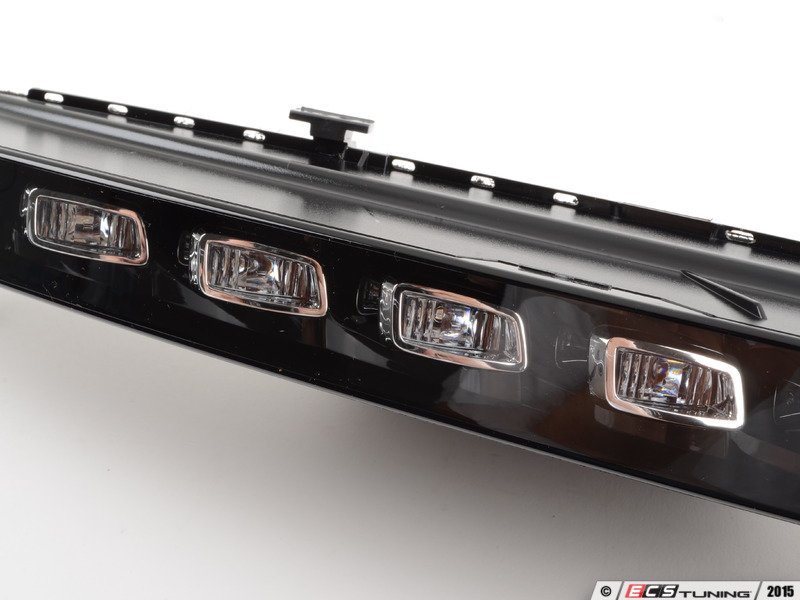 Genuine Volkswagen Audi - 4L0953042D - Front Turn Signal - Right (4L0 ...