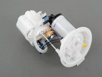 Genuine BMW - 16117243975 - Low Pressure Fuel Filter/Pump Assembly (16 ...