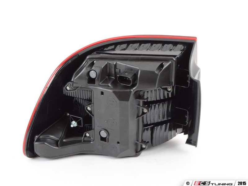 Genuine Porsche - 95563148811 - TAIL LIGHT HOUSING R