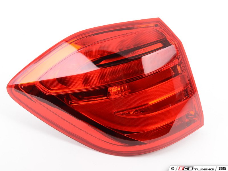 Genuine Mercedes Benz - 1669067501 - REAR LAMP CO