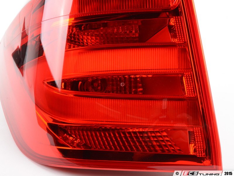 Genuine Mercedes Benz - 1669067501 - REAR LAMP CO