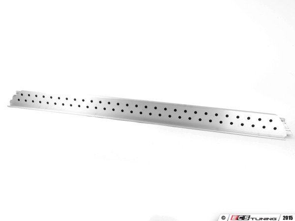 Genuine BMW - 51718403078 - E53 Running board - right (51-71-8-403-078)