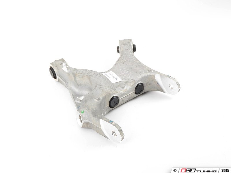 Genuine BMW - 33326770952 - Rear Lower Control Arm - Right (33-32-6-770 ...