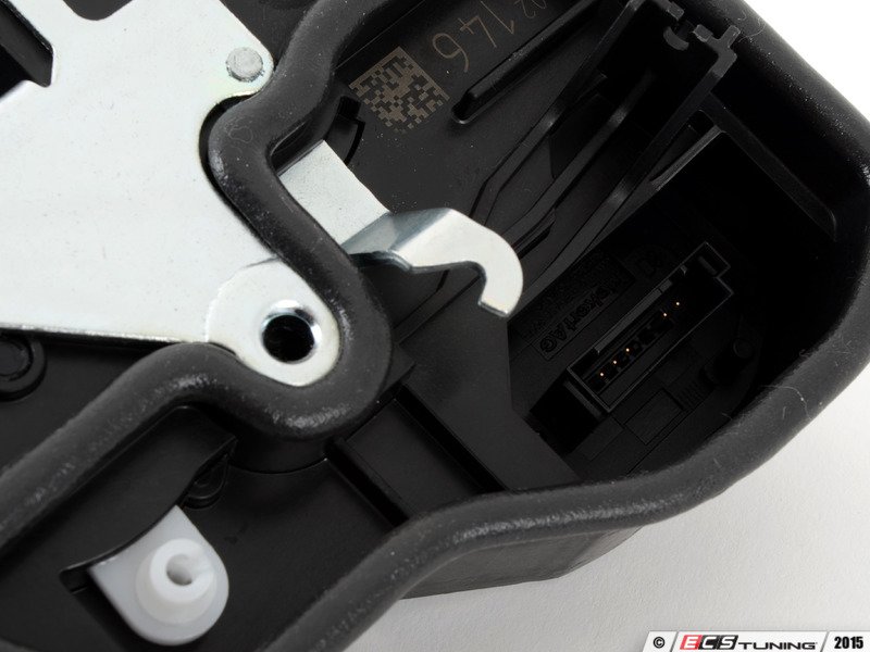 Genuine BMW - 51217202146 - Front Door Latch - Right (51-21-7-202-146)