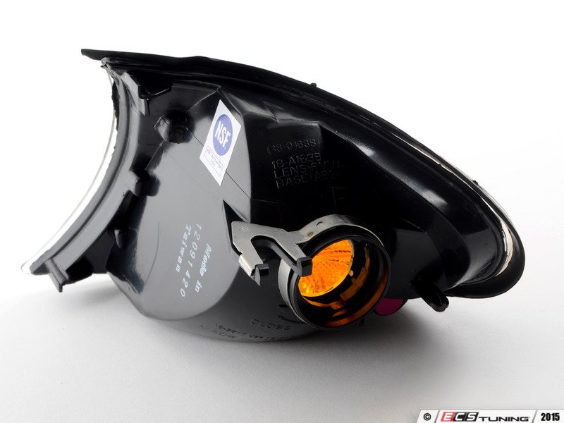 TYC - 63137165860 - E46 Front Turn Signal Assembly - Right