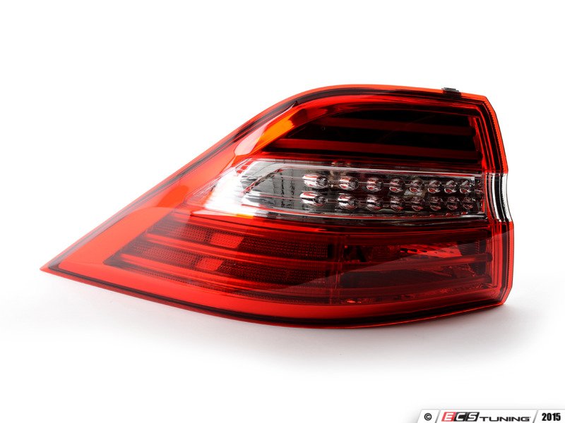 Genuine Mercedes Benz - 1669063501 - REAR LAMP CO