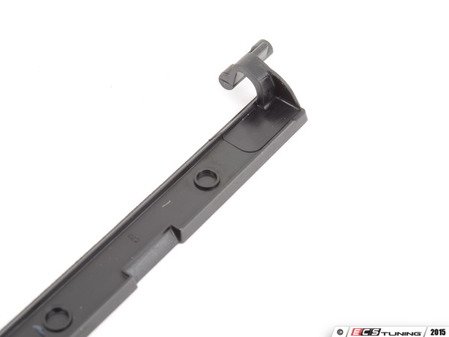 Genuine Mercedes Benz - 2046983530 - COVER FLAP