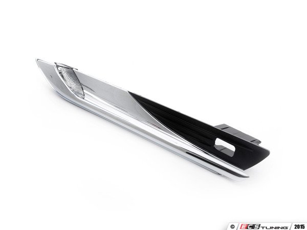 Genuine BMW - 63137221861 - Side marker - left (63-13-7-221-861)