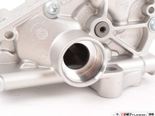 Genuine BMW - 11417573747 - OIL PUMP (11-41-7-573-747)